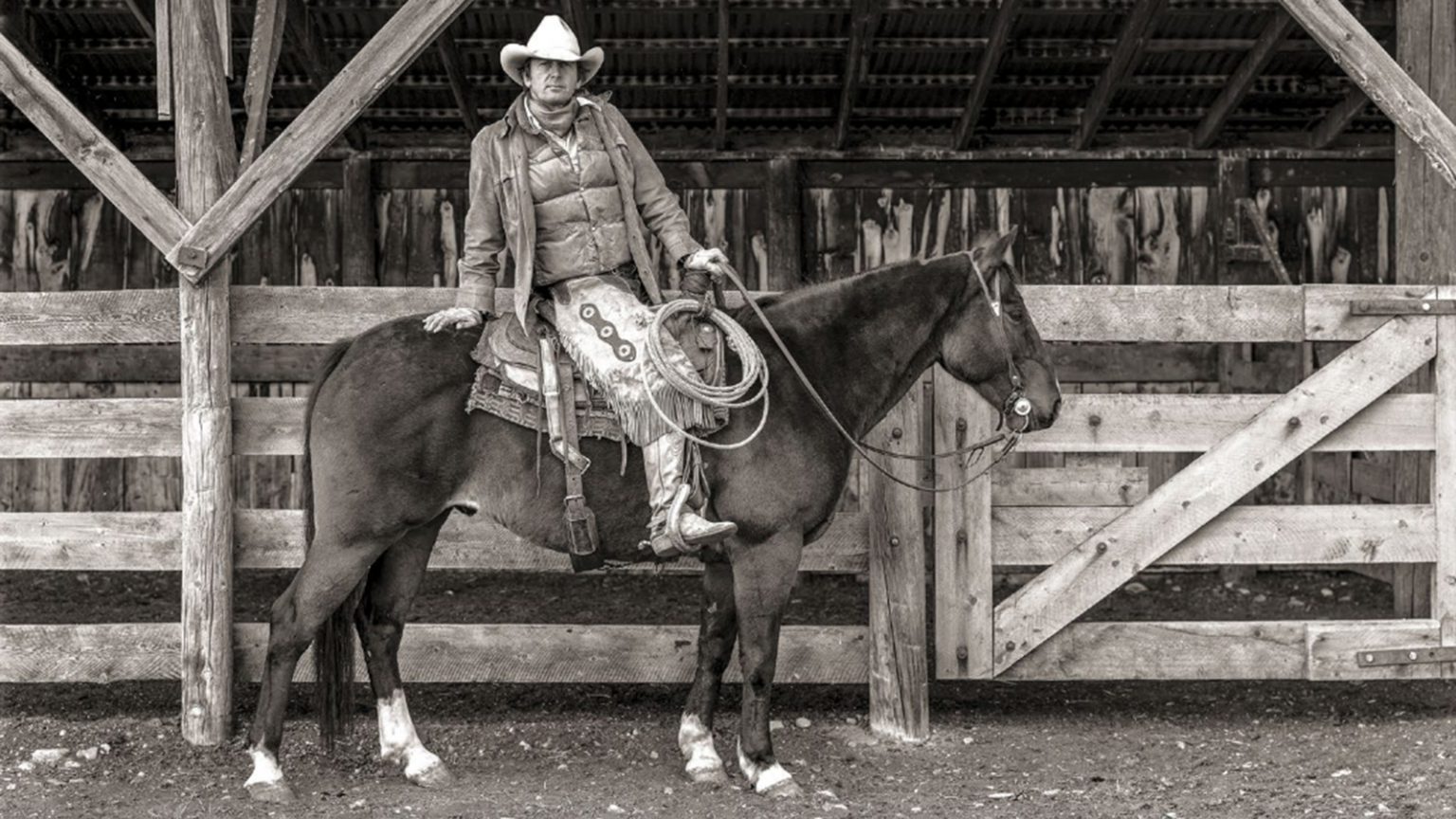 The Cowboy Portraits of Jay Dusard - Western Horseman