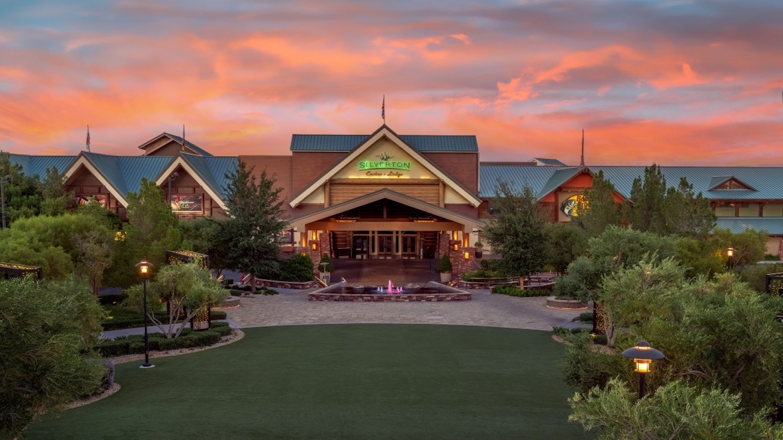 Silverton Casino Lodge: Your NFR Home Base - Western Horseman